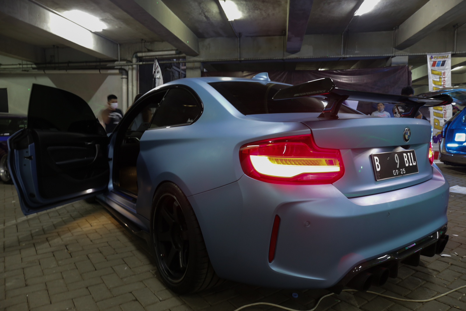 Tampil Perdana, Modifikasi BMW M2 Frosty Blue ini Bawa Pulang 4 Tropi ...