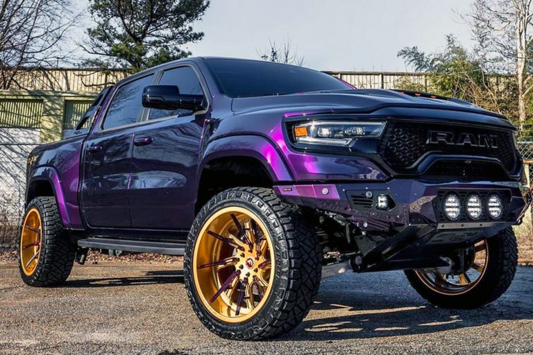 Modifikasi Pikap Ford RAM Lil Baby 1500 TRX, Daya Semburnya Hingga 702 ...