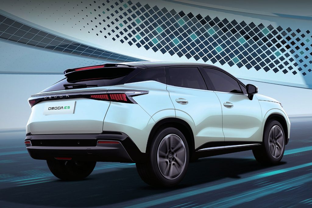 Inilah 3 Keunggulan OMODA E5 yang Bakal Rilis di 2024 Mendatang – IAM ...