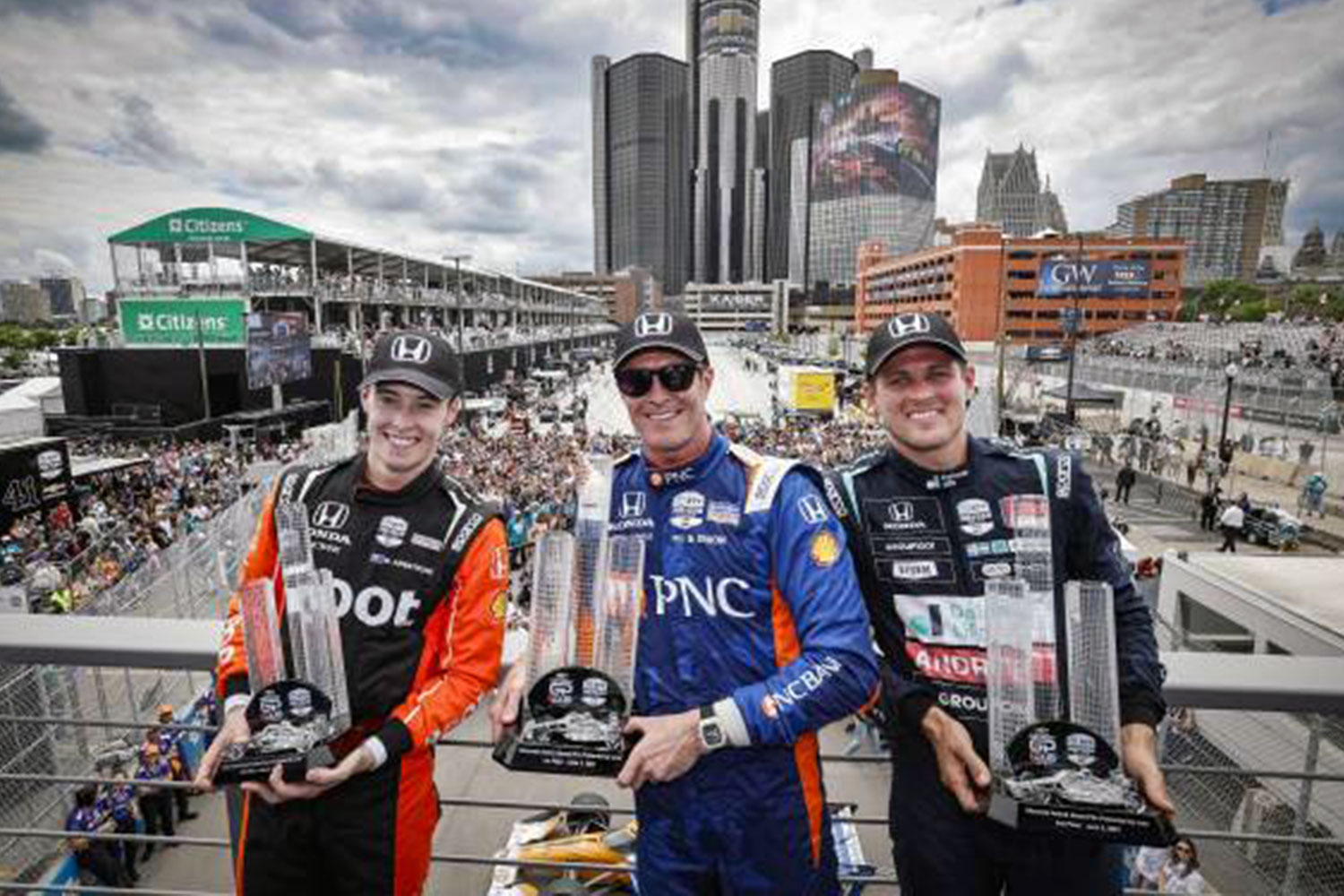 Pembalap Honda Unggul di Posisi Pertama di Ajang Seri Balap Detroit ...