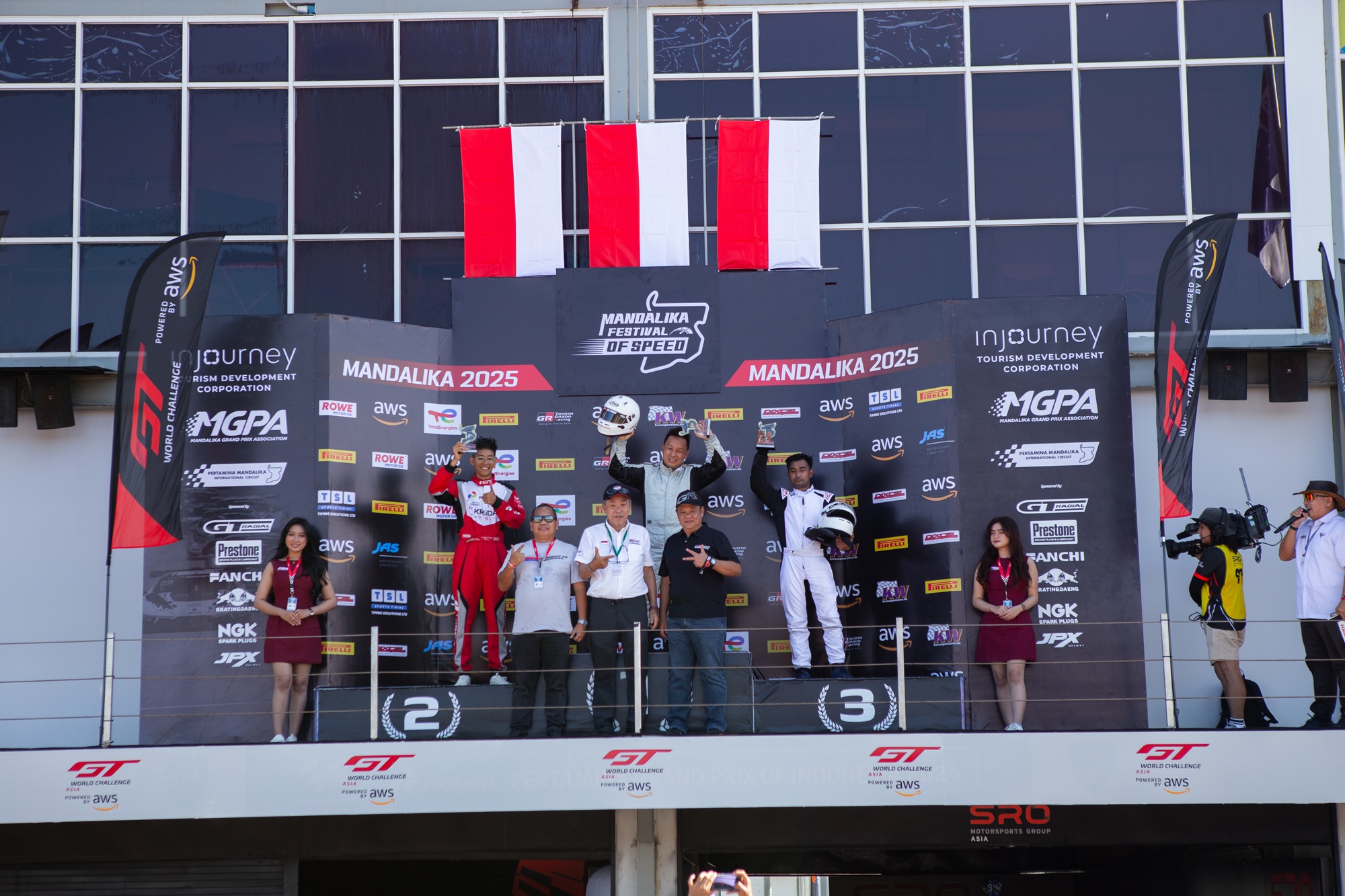 All New Agya GR Sport Guncang Mandalika! Krida Agya Track Showdown 2025 ...